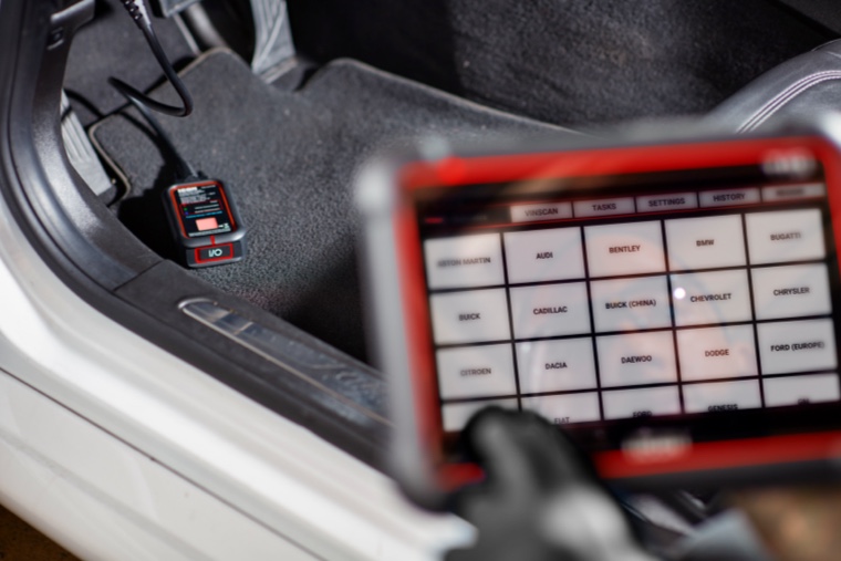 T10 Professional Comprehensive Diagnostic Scanner